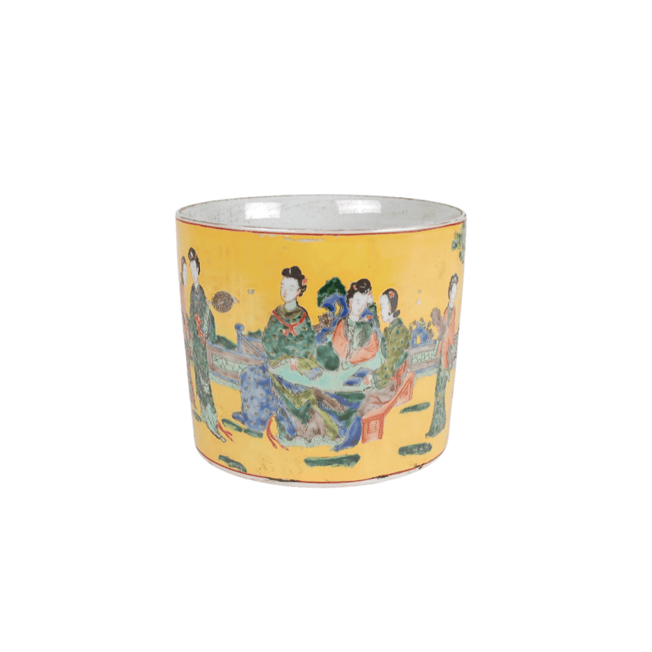 8” Yellow Beaker Pot – Half Past Seven